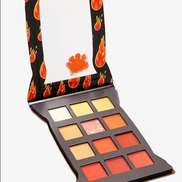 Makeup | Hot Cheetos Eyeshadow Palette | Poshmark